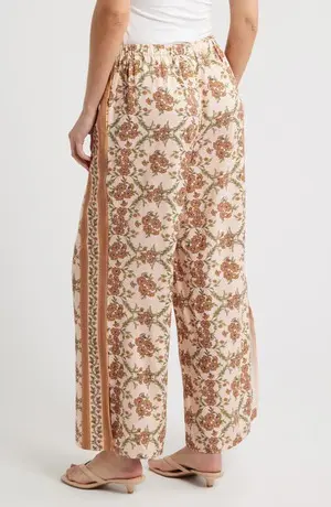 CITY BLUES Floral Wide Leg Lounge Pants - Pumice/terra