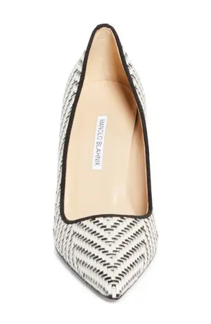 Manolo Blahnik Bb Pointed Toe Raffia Pump