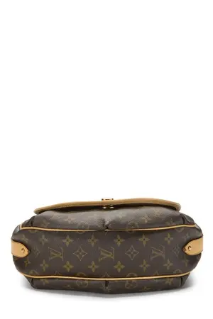 LOUIS VUITTON Monogram Tulum