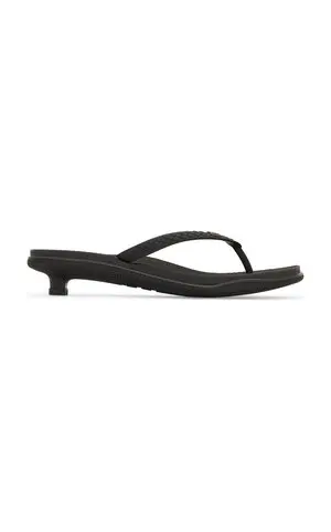 BLOUMME Rubber Kitten Heel Thong Sandals - Brown