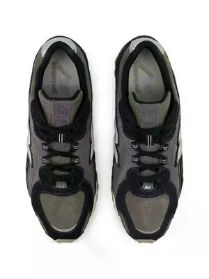 NEW BALANCE 204l Suede Sneakers - Black