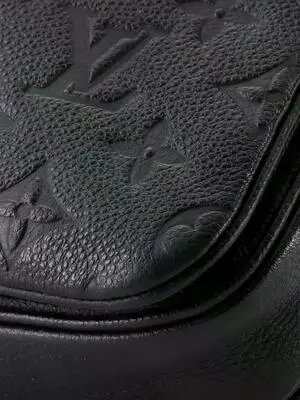 LOUIS VUITTON Pochette Metis Monogram Empreinte Leather Crossbody Bag - Black