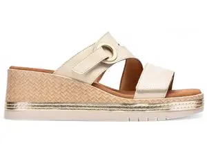 Clarks Kidiki Cove Sandals - Cream Leather