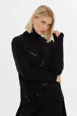 GIZIA Beaded Embellished Turtleneck Knit Jumper