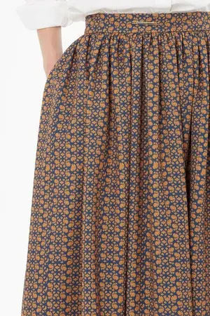 GIZIA Balloon Skirt With Logo Pattern