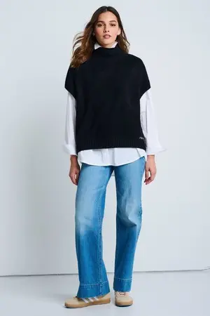 Lisa Todd Cashmere Vest - Onyx