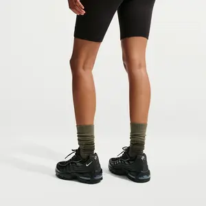 Nike Outdoor Cushioned Crew Socks - Green