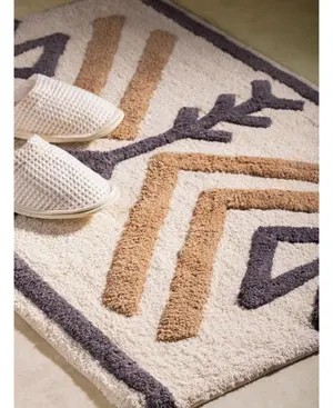 GAURI KOHLI Sitara Bath Mat, 36" L X 24" W