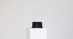 MUTAYO EKIYE Oma Clutch - Black