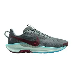 Nike Pegasus Trail 5 Sneakers