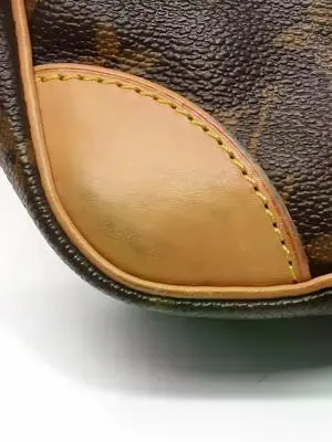 LOUIS VUITTON 2003 Danube Monogram Shoulder Bag