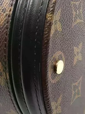 LOUIS VUITTON Kanoe Monogram-pattern Bucket Bag