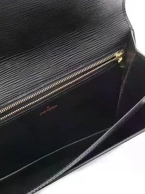 LOUIS VUITTON 1990 Dragonne Clutch