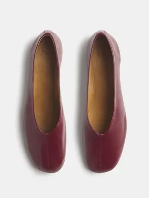 REFORMATION Blaine Flat - Red