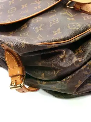 LOUIS VUITTON 1995 Saumur 35 Monogram Shoulder Bag