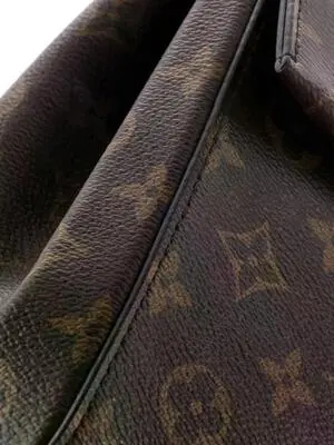 LOUIS VUITTON Cluny Top Handle Mm Monogram - Brown
