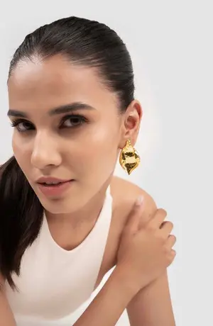 NAVEDA Noa Earrings - 16k Gold Plated