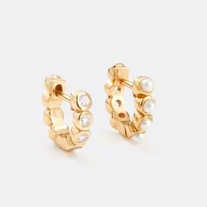 SARA PATINO Pearl And Topaz Reversible Huggie Earrings - Gold