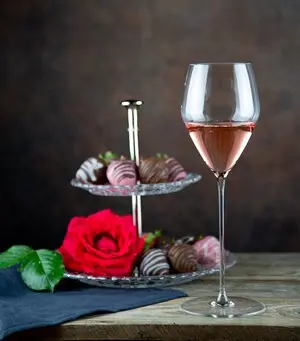 RIEDEL Crystal Veloce Rosé Glasses