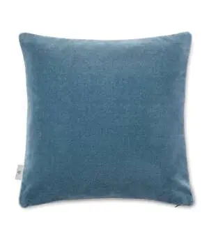 Schlossberg Pillow, Throws & Blankets