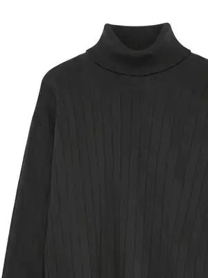 Eleventy Ribbed Knit Turtleneck