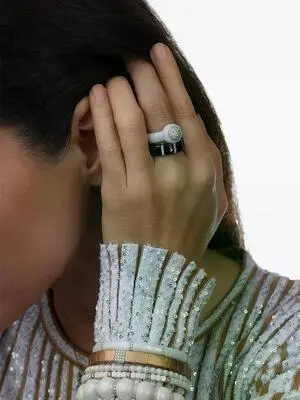 Roberto Demeglio 18k White Gold Diamond Dama Ring