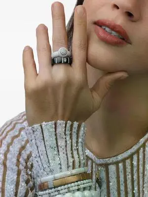 Roberto Demeglio 18k White Gold Diamond Dama Ring