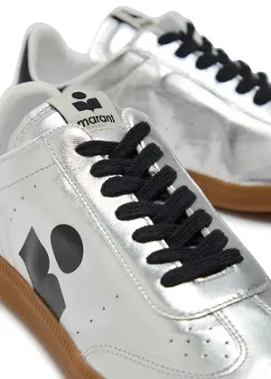 Isabel Marant Étoile Kaycee Logo Metallic Leather Sneakers - Silver