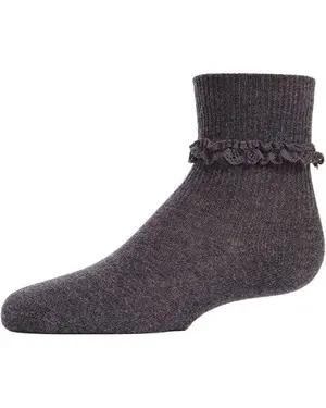 MEMOI Eyelet Ruffle Trim Ankle Socks - Charcoal