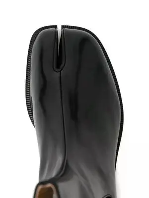 MAISON MARGIELA Tabi Chelsea Boots