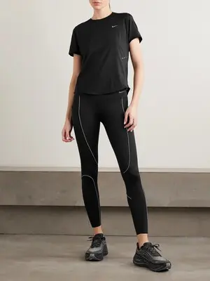 Nike Swift Mesh-trimmed Dri-fit T-shirt - Black