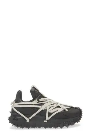 Moncler Trailgrip Megalace Low-top Sneakers - Black