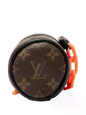 LOUIS VUITTON 2022 Monogram Barrel Pouch