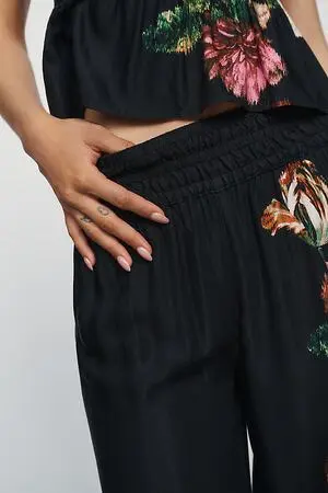 THE SOMERSET COLLECTION BY ANTHROPOLOGIE Silken Floral Pants - Black Pattern