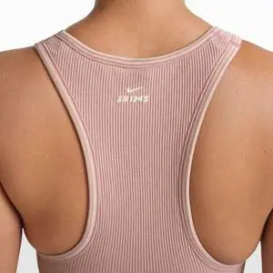 SKIMS Racer Front Bra Himalayan | Pink | | Nike Ribbed Seamless - Himalayan/ecru