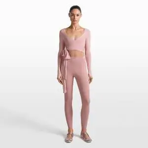 SKIMS V Line Stirrup Legging | Deep Neutral | | Nike Matte - Himalayan