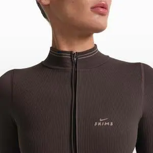 SKIMS Zip Up Cropped Ribbed Seamless Jacket