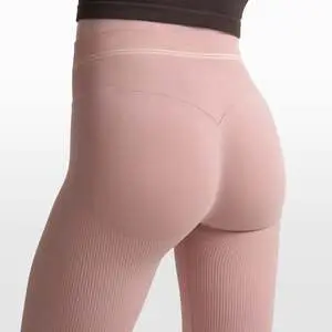SKIMS 26" Legging Himalayan | Pink | | Nike Ribbed Seamless