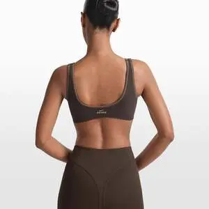 SKIMS Micro Scoop Bra Phoenix | Deep Neutral | | Nike Ribbed Seamless - Phoenix/truffle