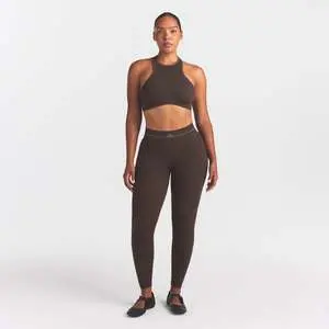 SKIMS 26" Legging | Deep Neutral | | Nike Ribbed Seamless - Phoenix
