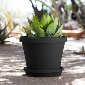 BLOEM Terra Pot Planter 16 Inch Durable Resin Pot