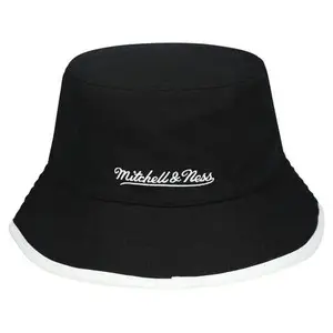 Mitchell & Ness Chicago Bulls Reversible Bucket Hat