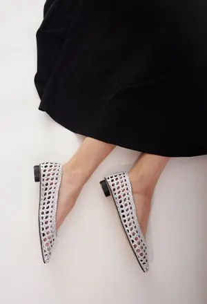 ALTA Leather Flat - Silver