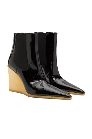 Alaia Pointed Toe Boots For Women