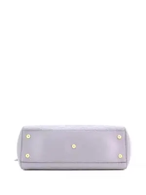 Gucci Soft Signature Sissima Leather Medium Tote Bag