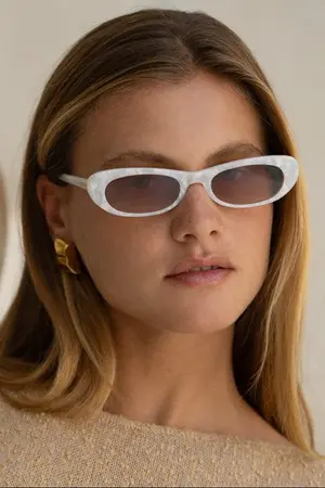 FREYRS EYEWEAR Sophie Cat-eye Sunglasses - Pearl