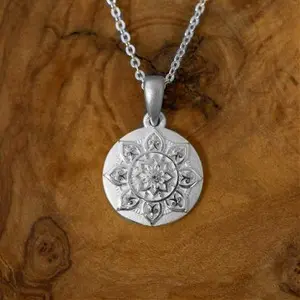 MANTRA I Am Worthy Mandala Vermeil Necklace - Mini - Silver