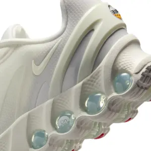Nike Air Max Dn8 Sneakers - White