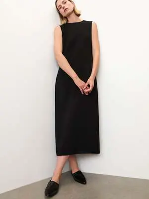 GWYN Sleeveless Midi Dress