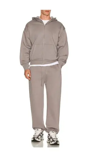 SKIMS Fleece Lounge Relaxed Jogger In Grey